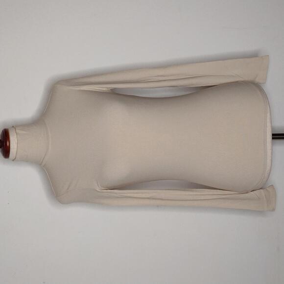 Hunter & Brown | Tops | Nwt Hunter Brown Womens Beigemock Neck Knit Top ...